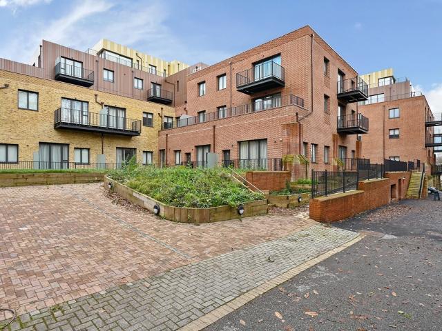 Apartment at Farnborough Road, Rushmoor