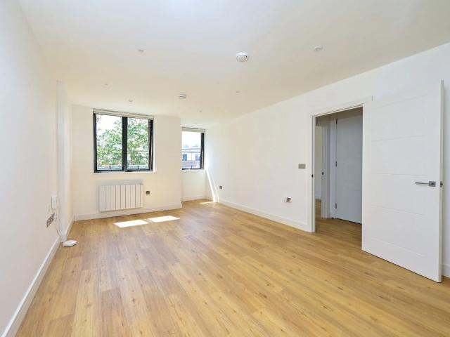 Apartment at Farnborough Road, Rushmoor