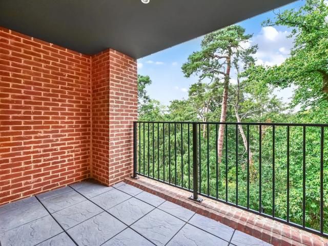 Apartment at Farnborough Road, Rushmoor
