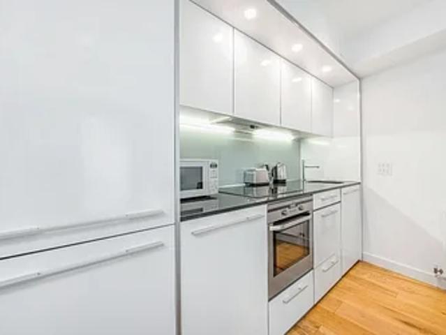 Apartment at Farringdon Lane, Greater London