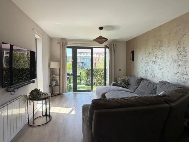 Apartment at Farrington Avenue, Hertsmere