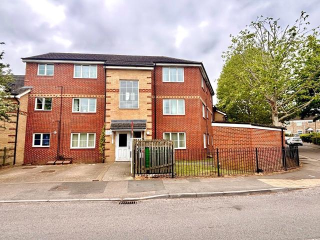 Apartment at Fettiplace Road, Oxford