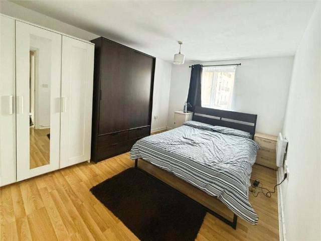 Apartment at Felixstowe Road, Greater London