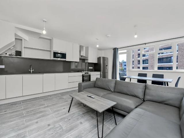 Apartment at Fellows Court, Greater London
