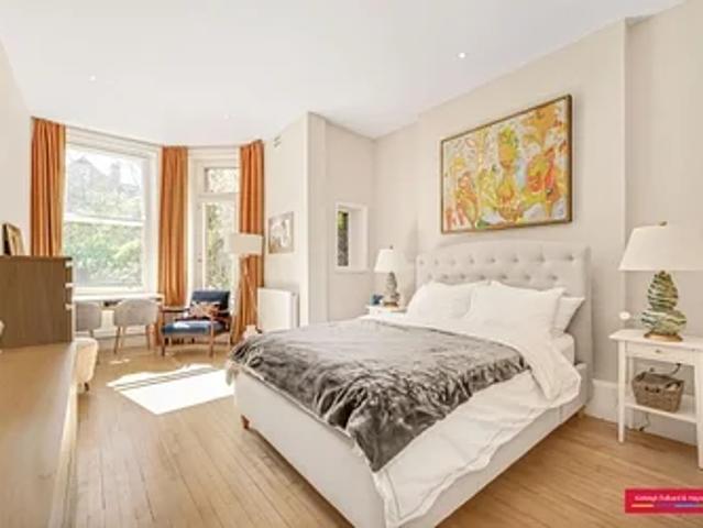 Apartment at Fellows Road, Greater London