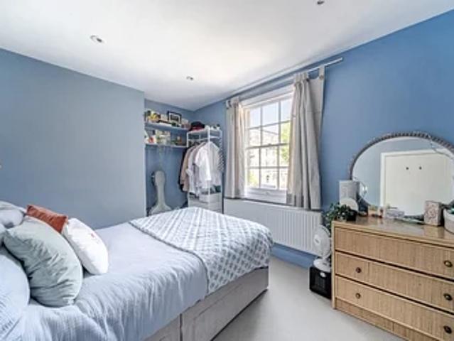 Apartment at Felsham Road, Greater London
