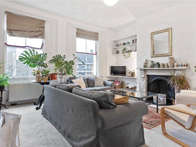 Apartment at Fentiman Road, Greater London