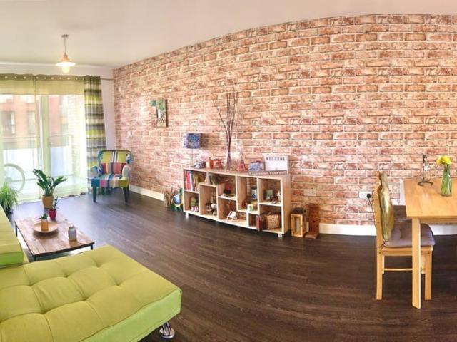 Apartment at Fergus Street, Greater London