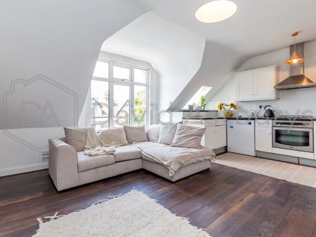 Apartment at Ferme Park Road, Greater London