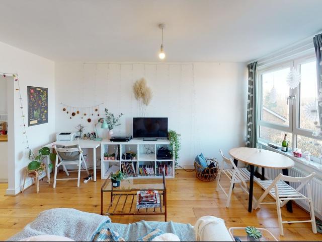 Apartment at Fern Court, Greater London