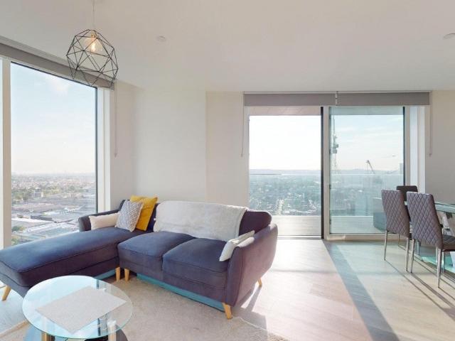Apartment at Ferry Lane, Greater London