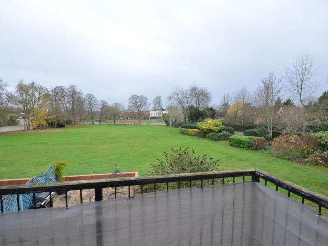 Apartment at Ferry Lane, Hythe End