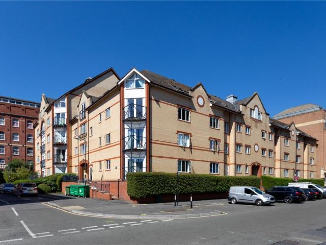 Apartment at Ferry Street, Bristol