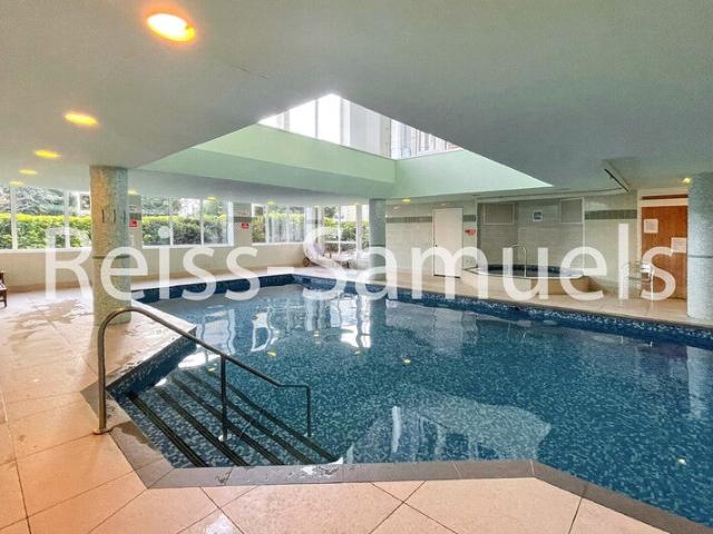 Apartment at Ferry Street, Greater London