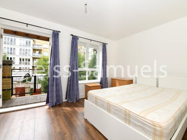 Apartment at Ferry Street, Greater London