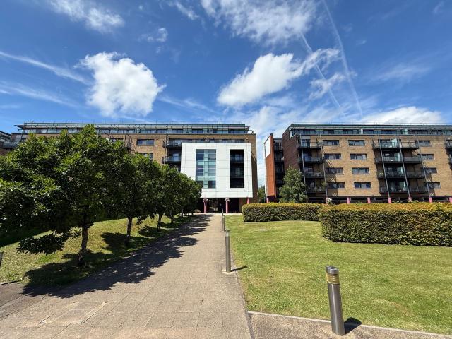 Apartment at Ferry Road, Cardiff County