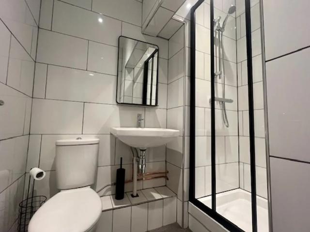Apartment at Ferry Road, Cardiff
