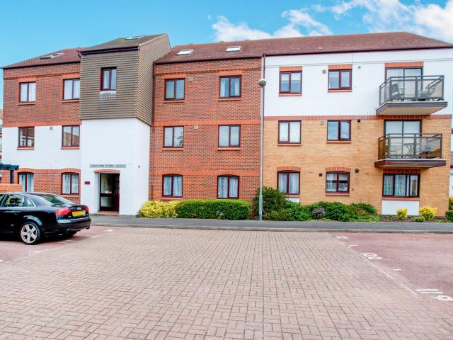 Apartment at Ferry Road, Portsmouth