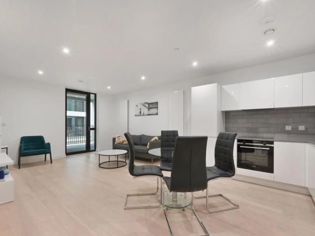 Apartment at Festoon Way, Greater London