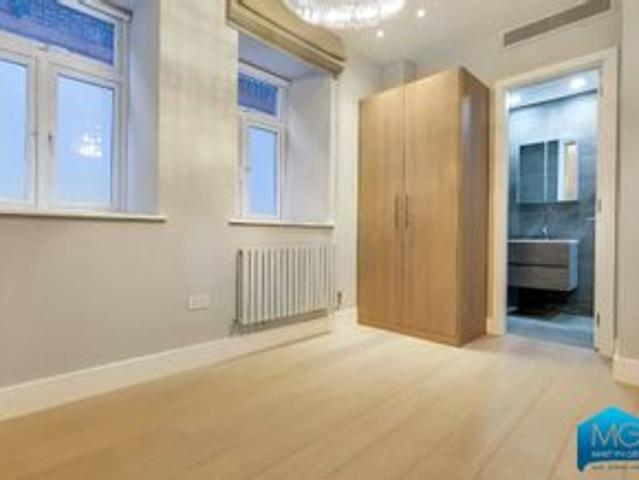 Apartment at Fitzjohn's Avenue, Greater London