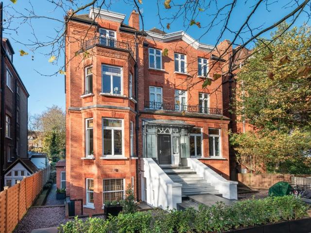 Apartment at Fitzjohn's Avenue, Greater London