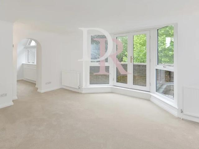 Apartment at Fitzjohn's Avenue, Greater London