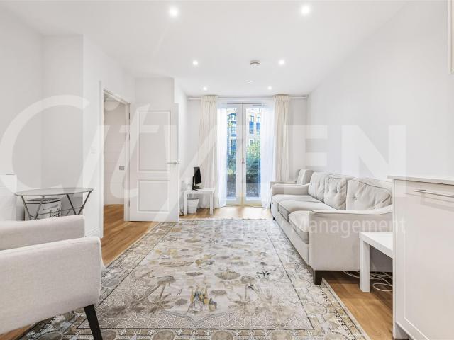 Apartment at Filbert Street, Reading