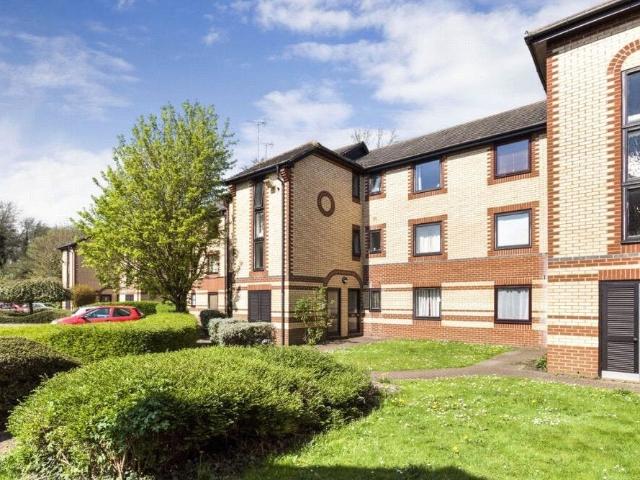 Apartment at Finchampstead Road, Wokingham