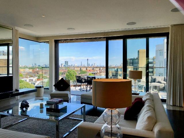 Apartment at Finchley Road, City of Westminster