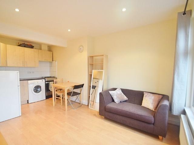 Apartment at Finchley Road, Greater London