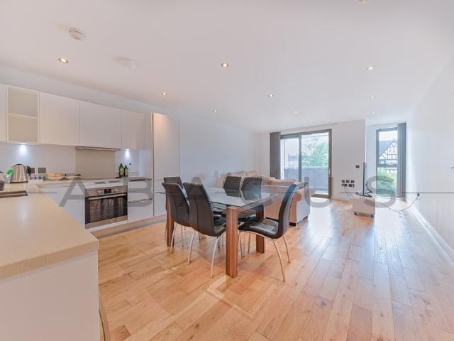 Apartment at Finchley Road, Greater London