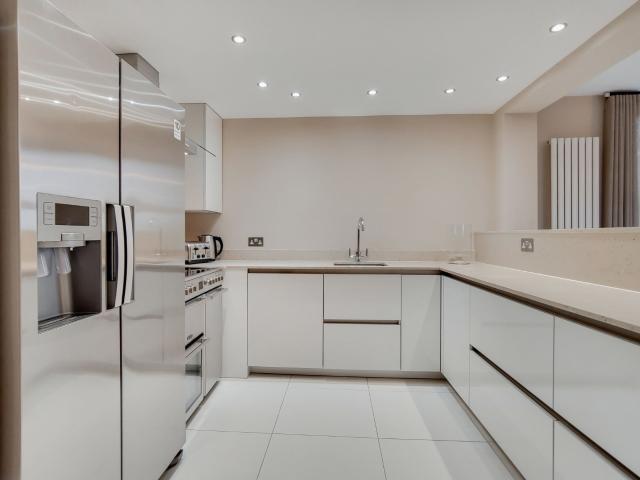 Apartment at Finchley Road, Greater London