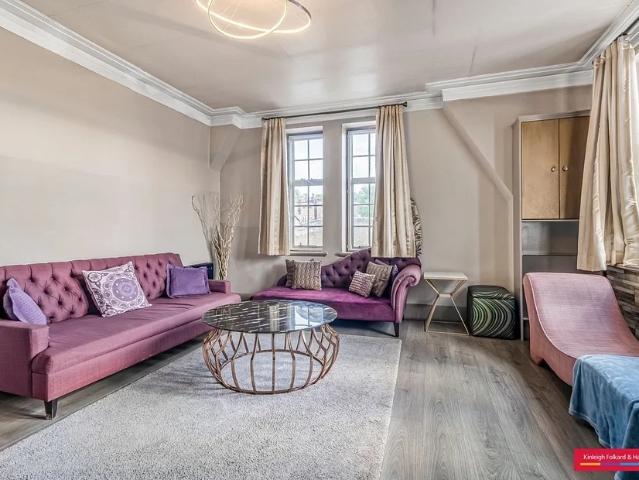 Apartment at Finchley Road, Greater London