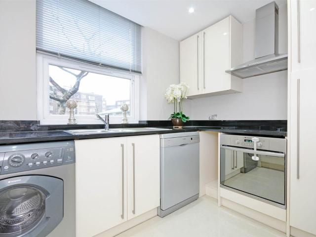 Apartment at Finchley Road, Greater London