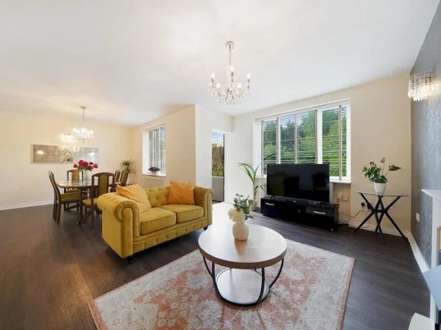 Apartment at Finchley Road, Greater London