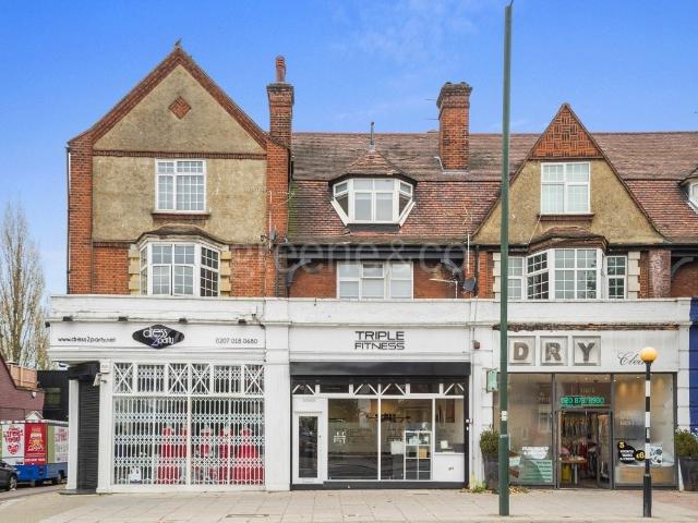 Apartment at Finchley Road, Greater London