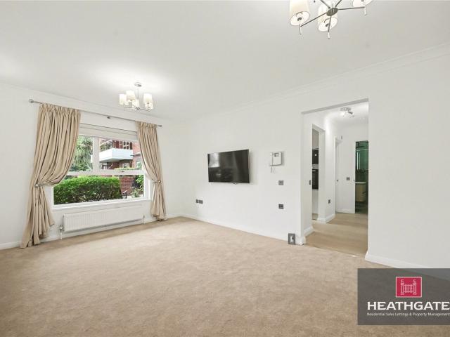 Apartment at Finchley Road, Greater London