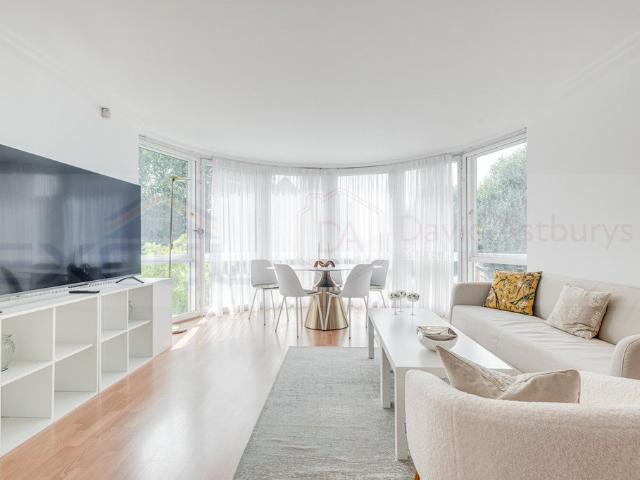 Apartment at Finchley Road, Greater London