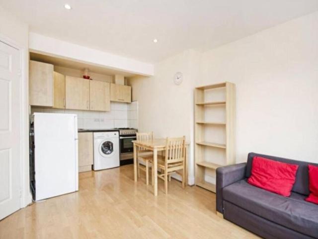 Apartment at Finchley Road, Greater London