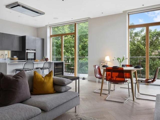 Apartment at Finchley Road, Greater London