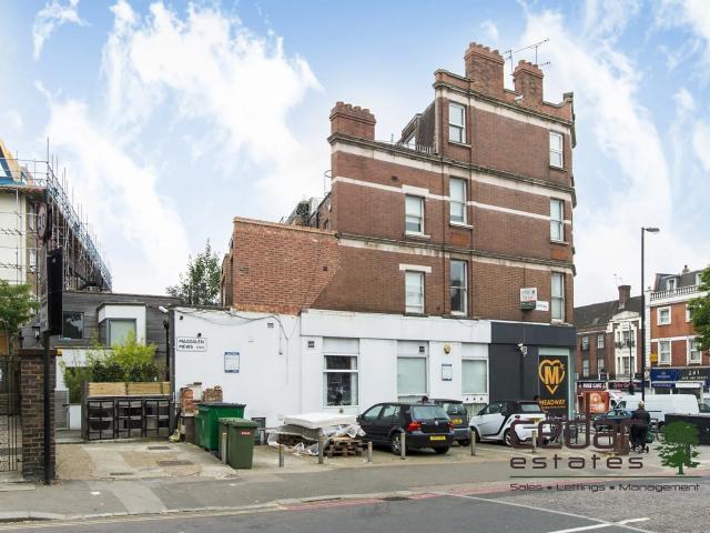 Apartment at Finchley Road, Greater London