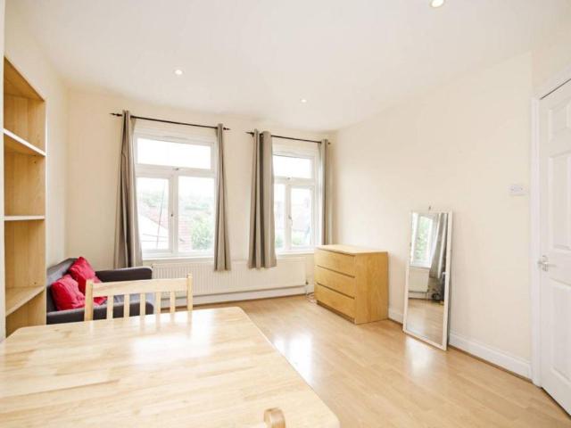 Apartment at Finchley Road, Greater London