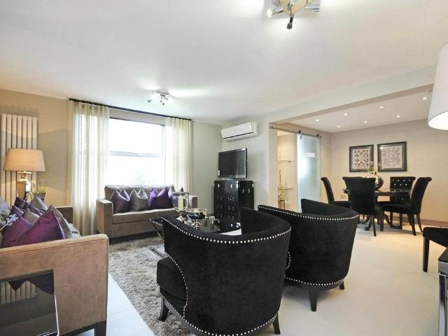 Apartment at Finchley Road, Greater London
