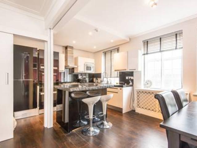 Apartment at Finchley Road, Greater London