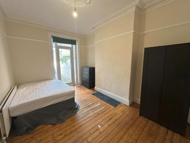 Apartment at First Avenue, Newcastle upon Tyne
