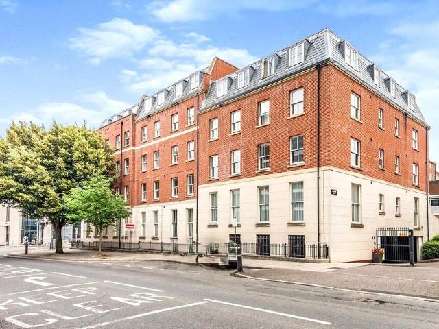 Apartment at Flagstaff Court, Canterbury