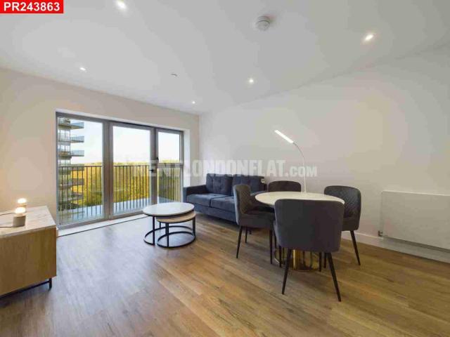 Apartment at Flagstaff Road, Reading