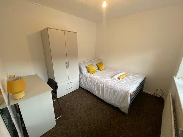 Apartment at Fladbury Crescent, Birmingham