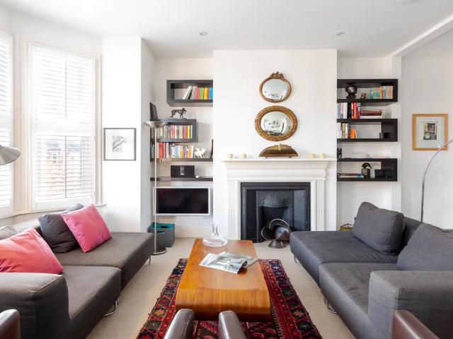 Apartment at Inverness Terrace, City of Westminster