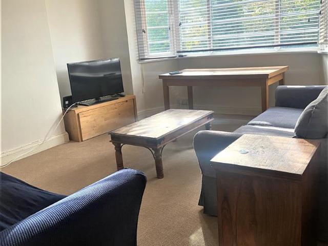 apartment at Flat 13 Ruskin Court Winchmore Hill Road, London